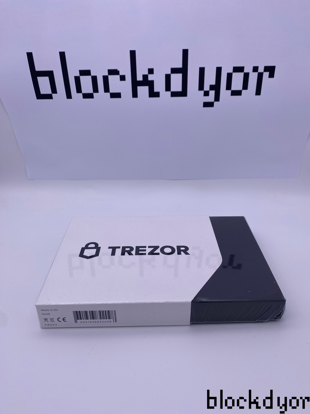 Trezor Model T Review 2025: The Best Wallet Ever?